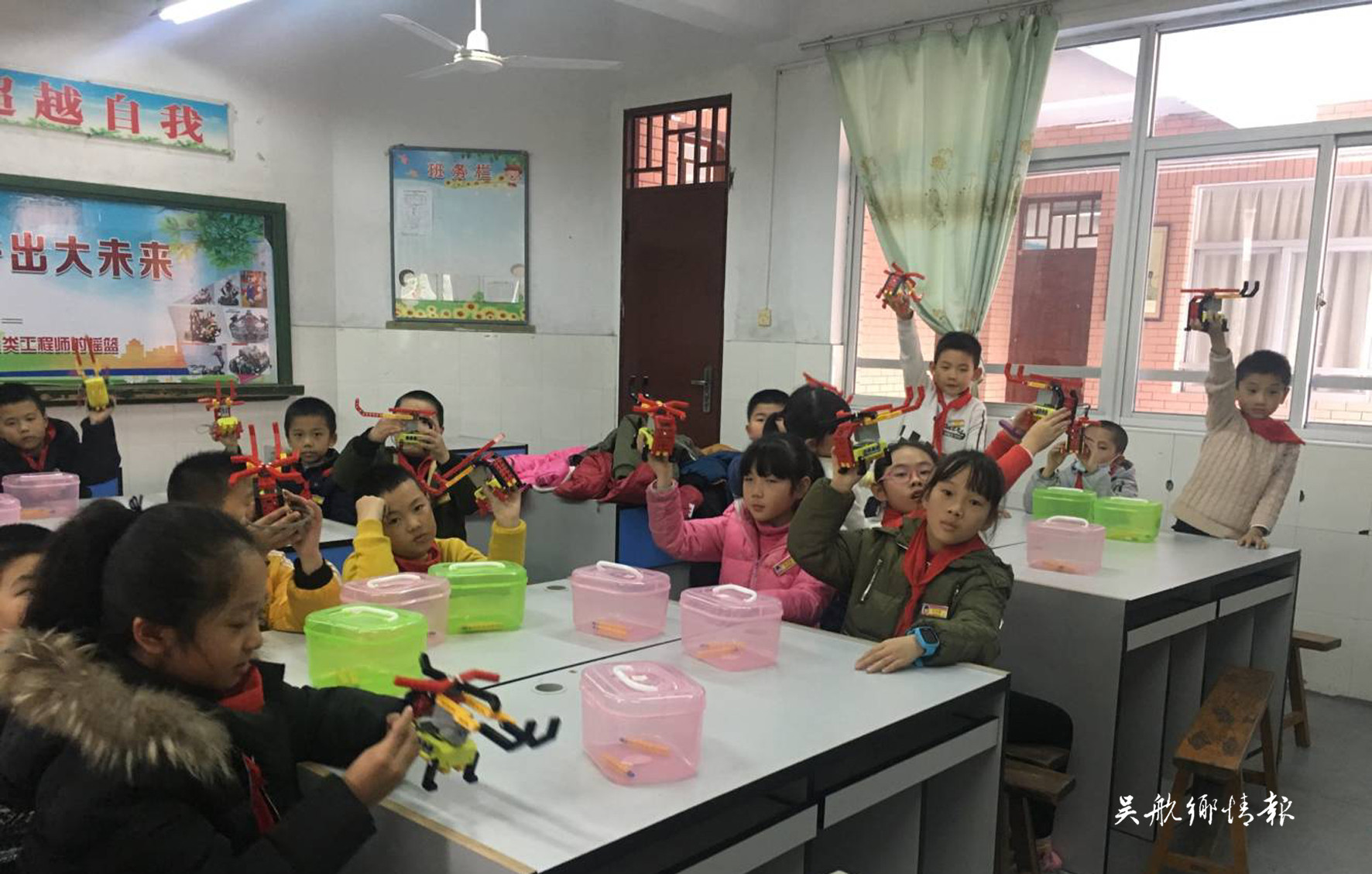 实验小学：校园科普e站让知识触手可及_正文_未成年人教育_文明长乐_长乐新闻网